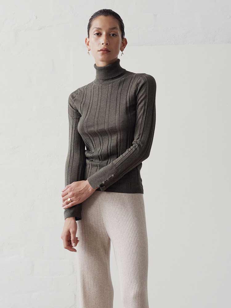 Remi Turtleneck Clover – The Bach Matakana
